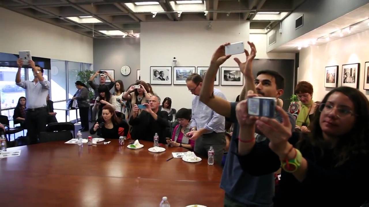 Augmented Reality and Journalism - YouTube