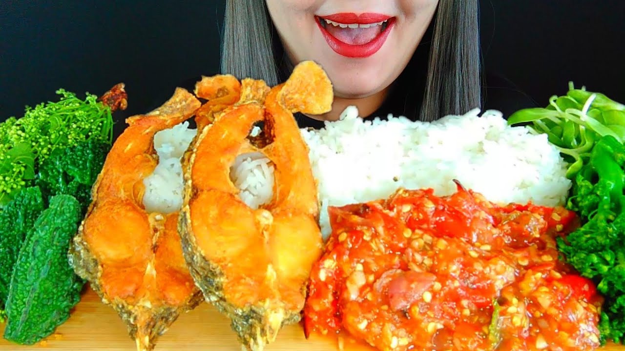 EATING SHOW//Spicy Pickled Fish Chili Paste, Fried Fish, Boiled ...
