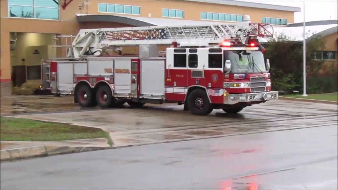 San Antonio Fire Department Engine 51 & Platform 51 - YouTube
