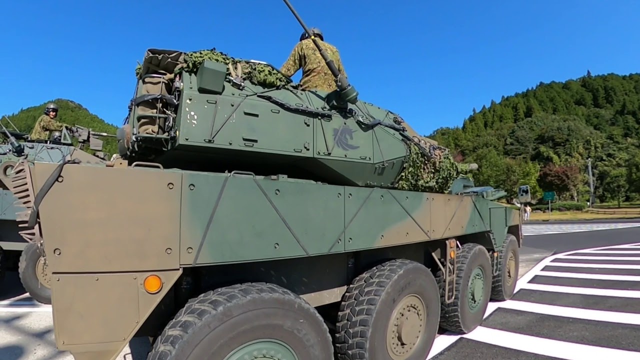 JGSDF Typu16 mobile combat vehicle - YouTube