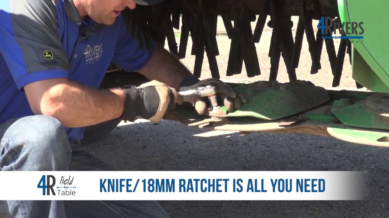 How to check and replace blades on John Deere 830 MoCo - YouTube