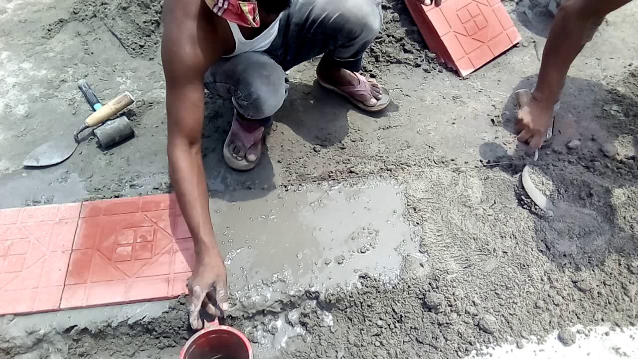Tiles made of sand cement with semi-wet sand are fitted - YouTube