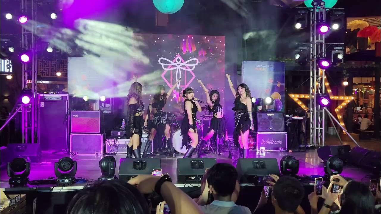240427 KAIA - TURN UP [Fancam] | Wanderlust Waves at Eastwood Central Plaza - YouTube