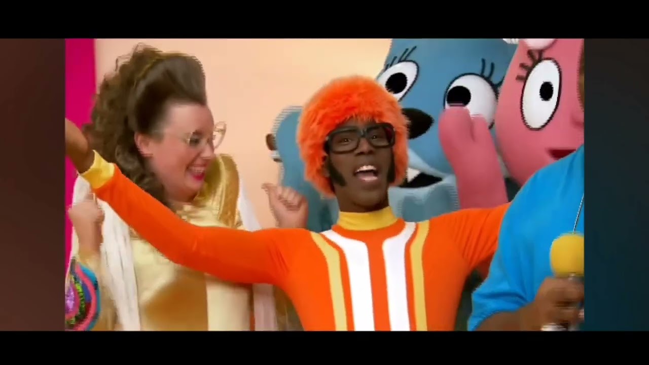 Yo Gabba Gabba Biz's Beat Of The Day/Look Around - YouTube