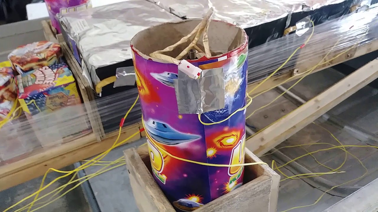 Part 2. Pontoon Parade Tow Boat Firework "Barge" - YouTube