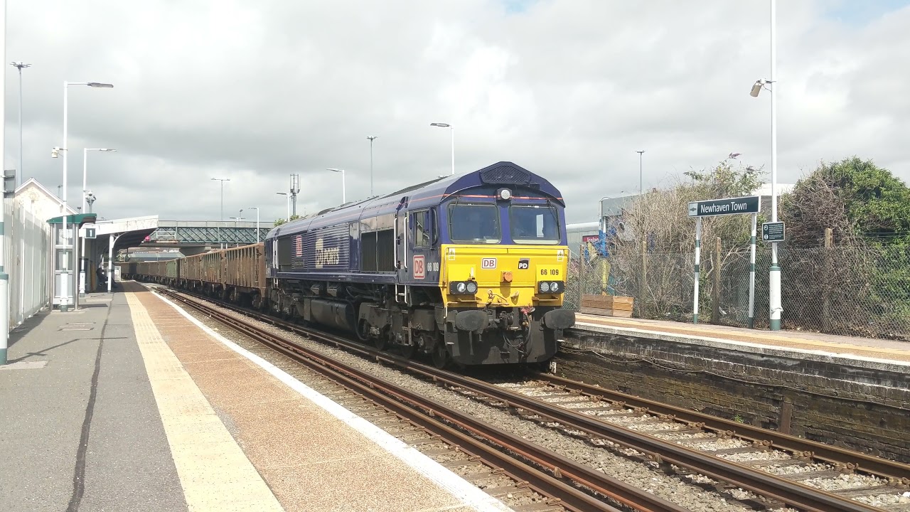 PD Ports DB Cargo Class 66109 6O13 to Newhaven Marine 09/08/21 - YouTube