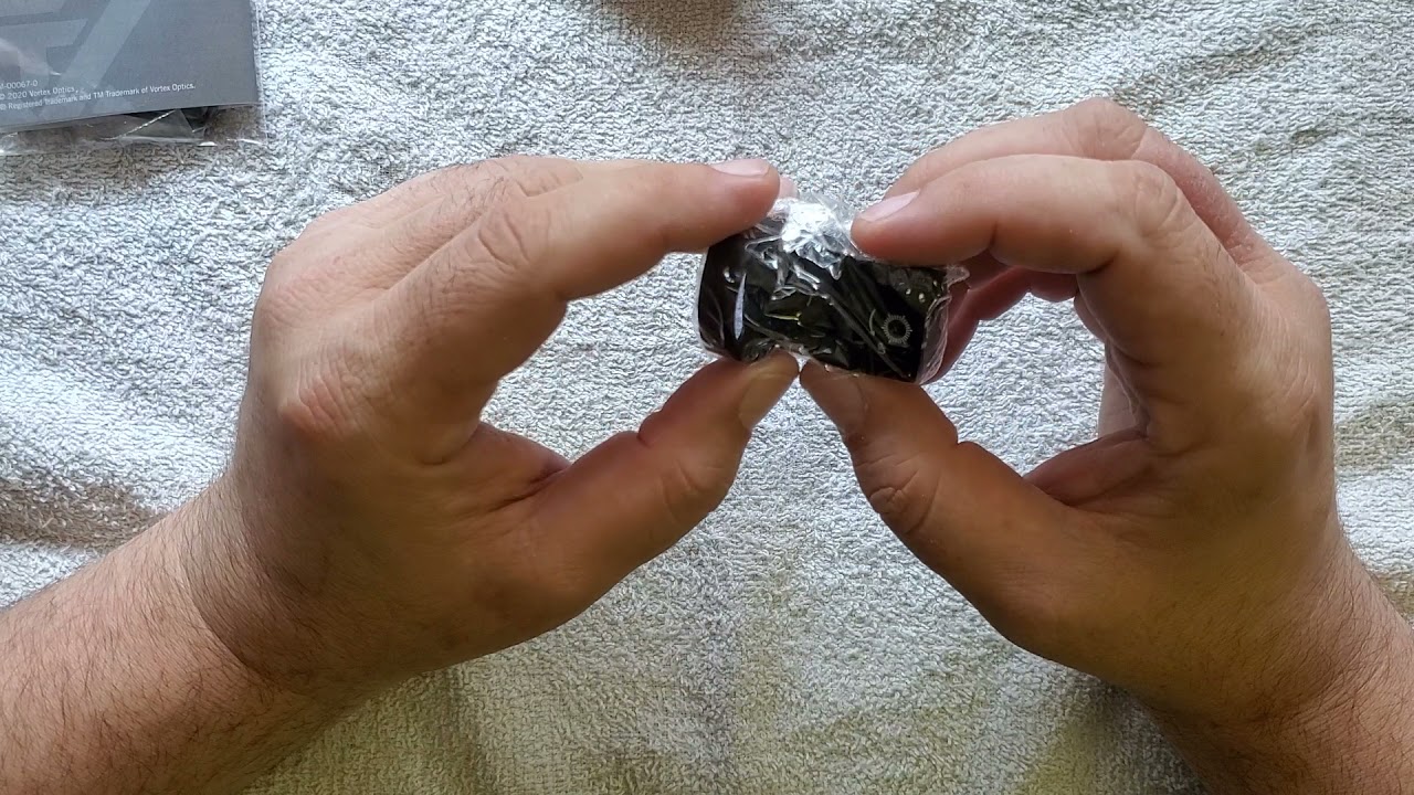 Vortex Venom Red Dot, 3 MOA unboxing, and battery install fail. - YouTube