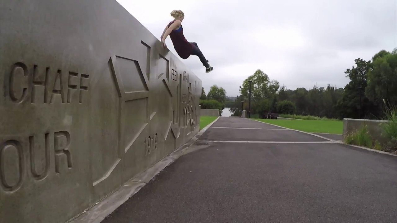 Sarah Laidler Stunt Reel - YouTube