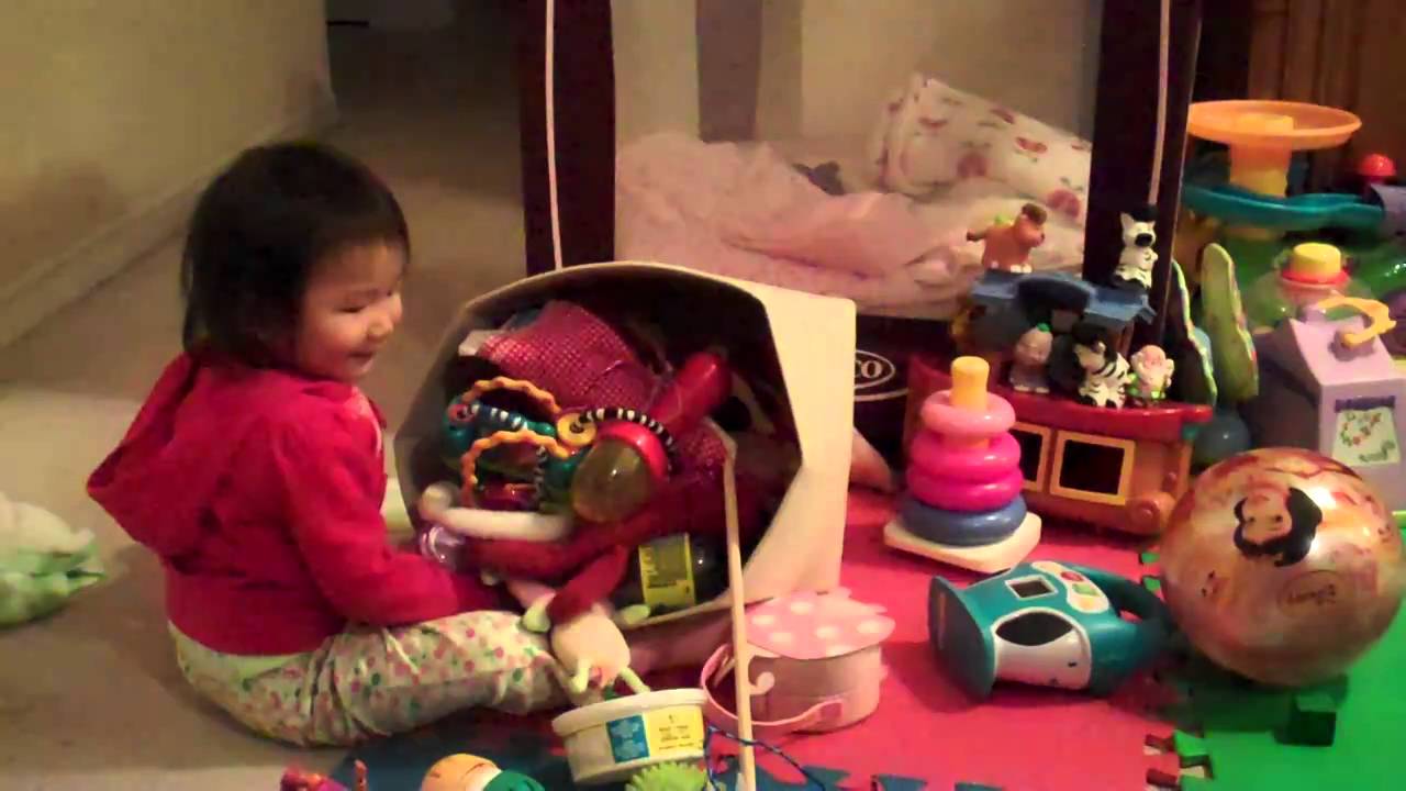 Spilling Toys Oct 4, 2010 - YouTube