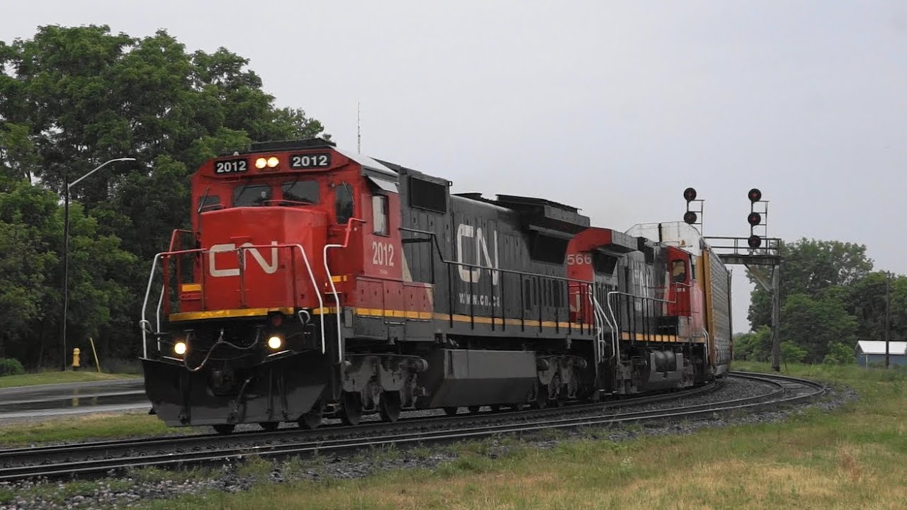 CN X382 - CN 2012 East (June 22 2018) - YouTube