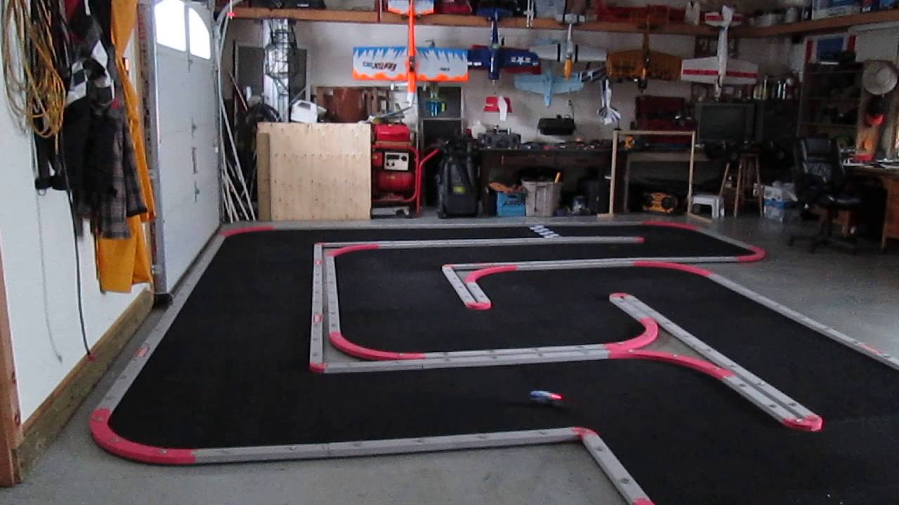 1/14 scale on rcp track - YouTube