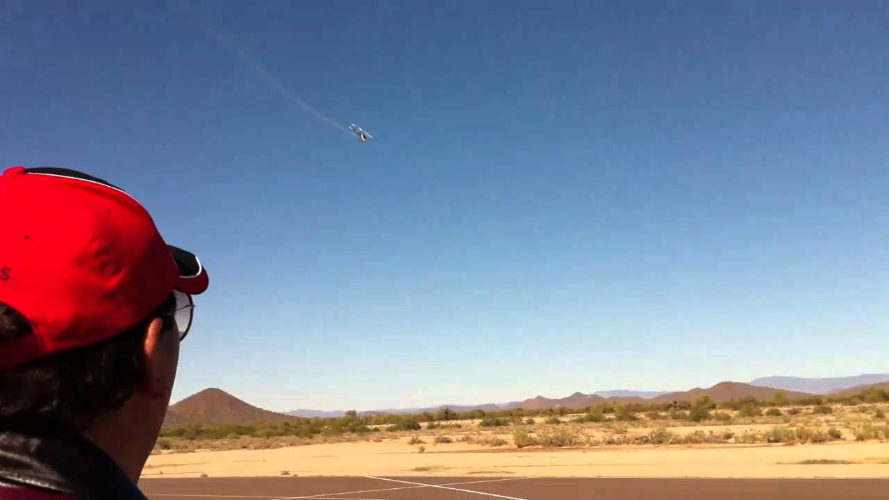 Gus Flying Alex's T-Rex 700 at SVF 11-25-10 Thursday - Thanksgiving ...