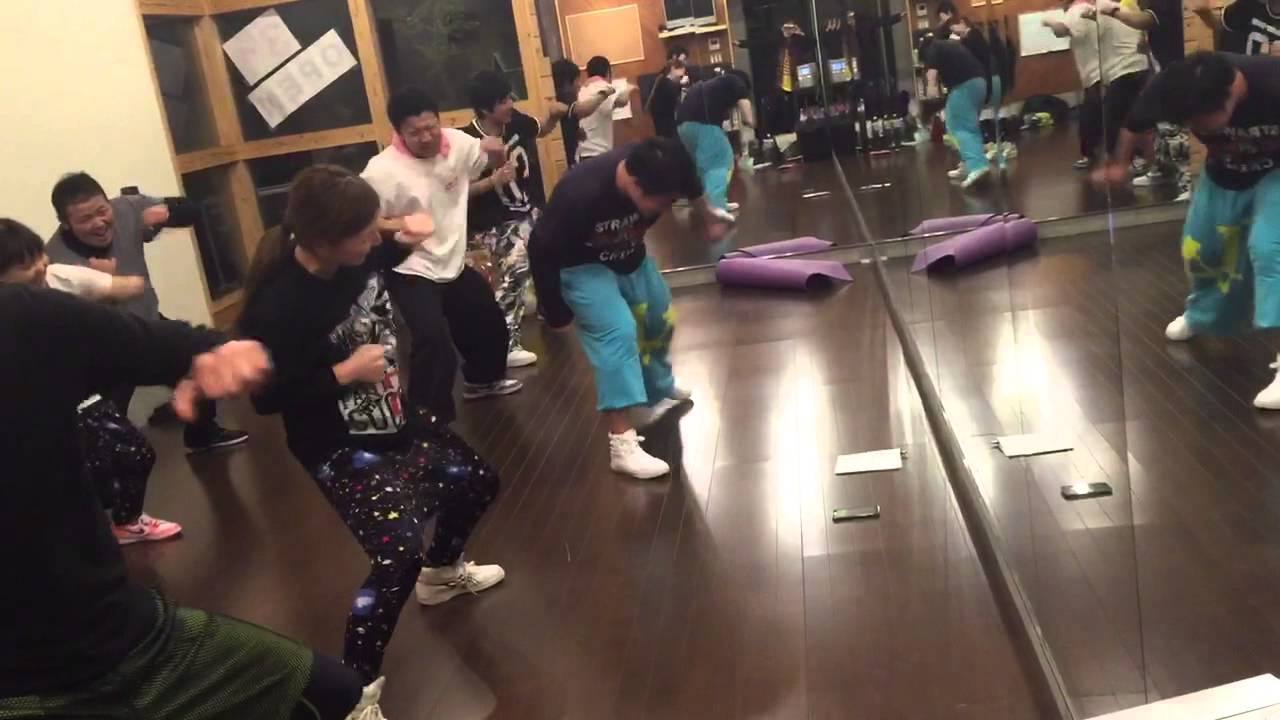 J☆DANCE 痩せれて楽しいLATINOS DANCE Fitness - YouTube