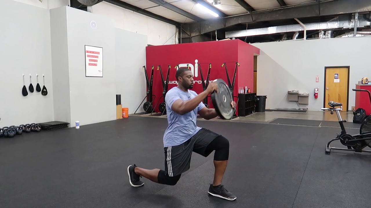 Iso Lunge with Plate Lift - YouTube