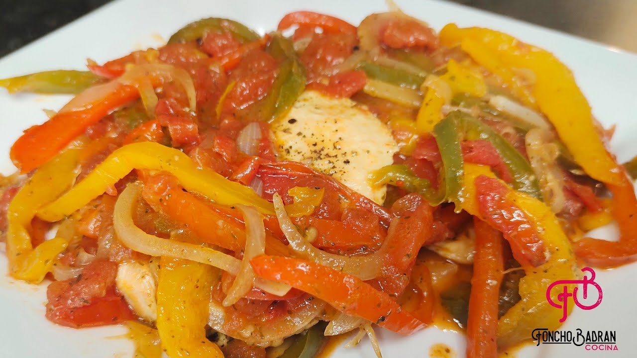 cómo preparar pechuga entomatada - YouTube