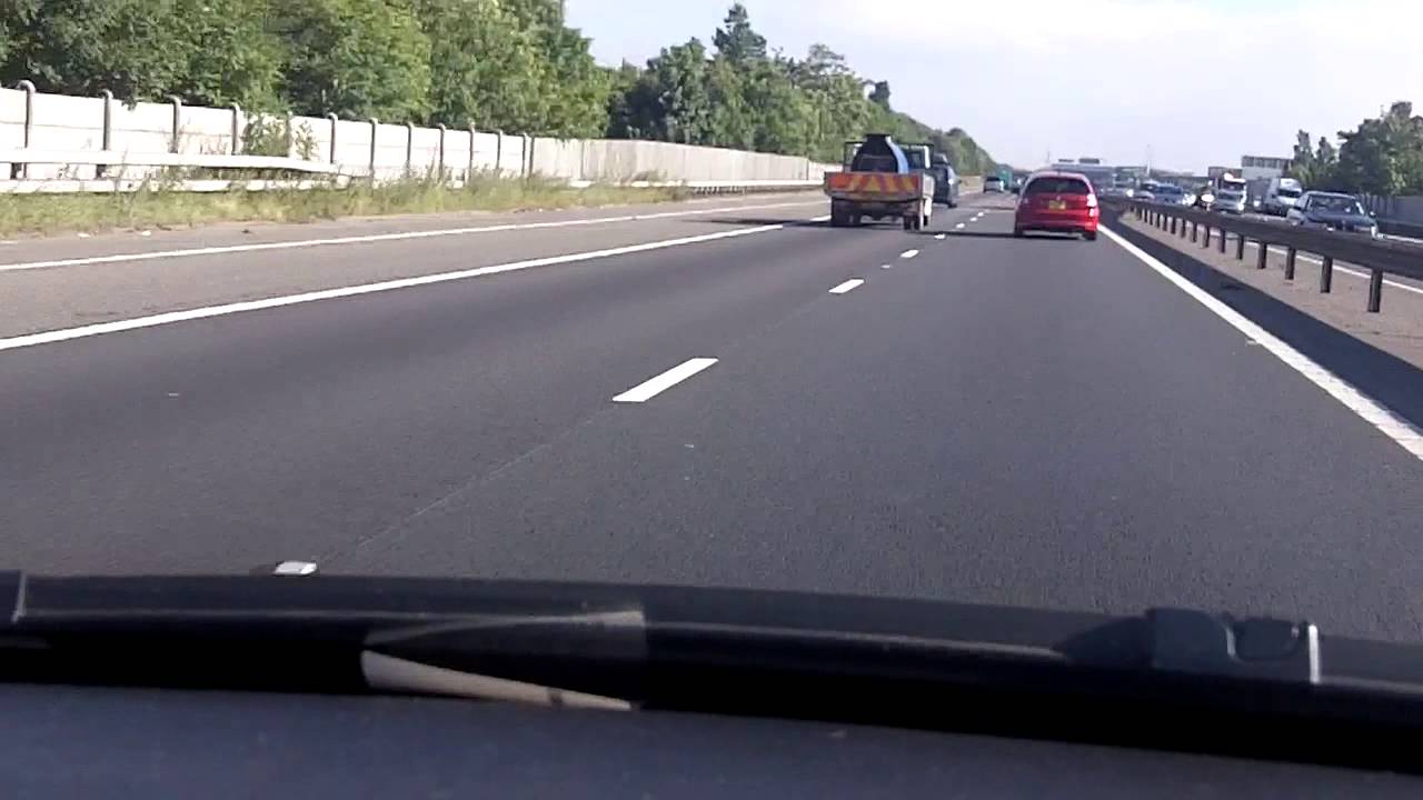 M1 Southbound J34 to J33 Meadowshall and Sheffield S - YouTube