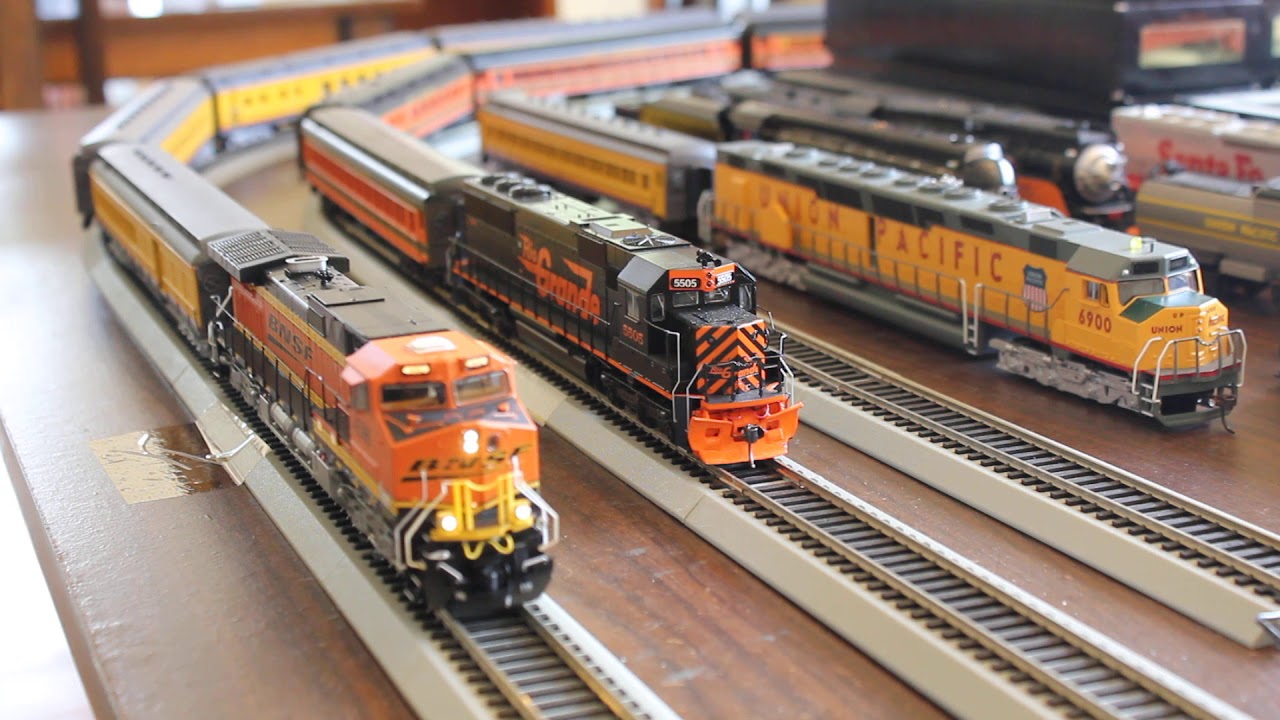 Rick's Trains - My first HO DCC diesel locomotive with sound. - YouTube