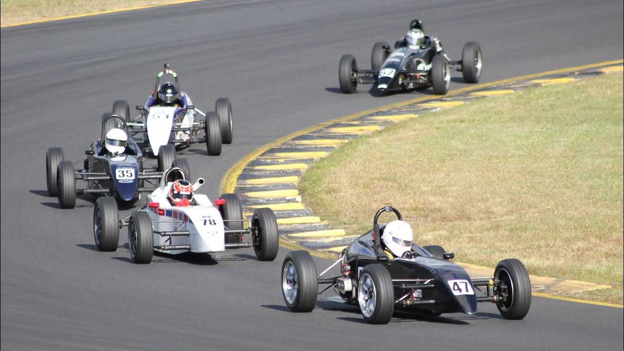 Formula Vee - Race 4 - Sydney Motorsport park - 2025 - YouTube