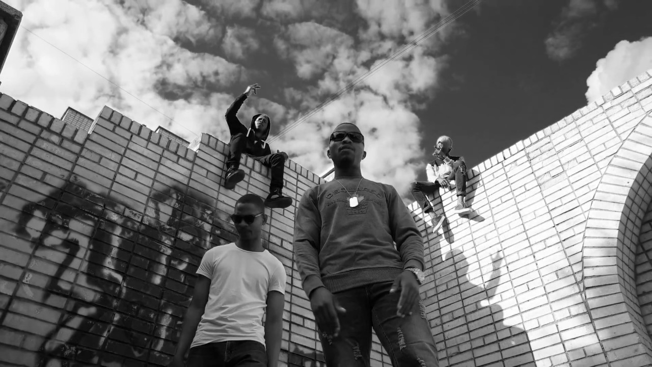 Lil God - Du fer ( Clip officiel ) - YouTube