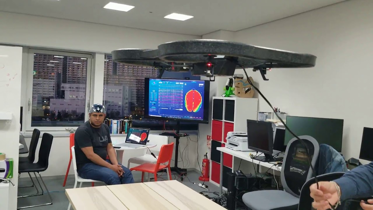 Controlling a drone with a Brain-Computer Interface - YouTube
