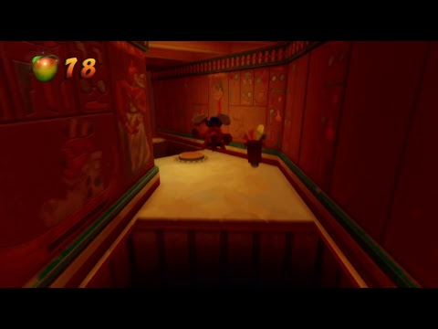 Zelilah plays Crash Bandicoot