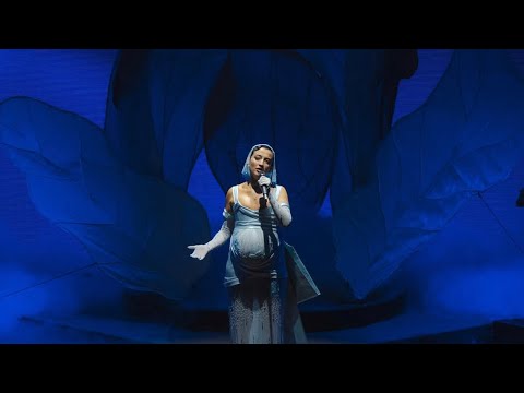 Melike Şahin - Hepsi Geçti (Live @Harbiye 2026)