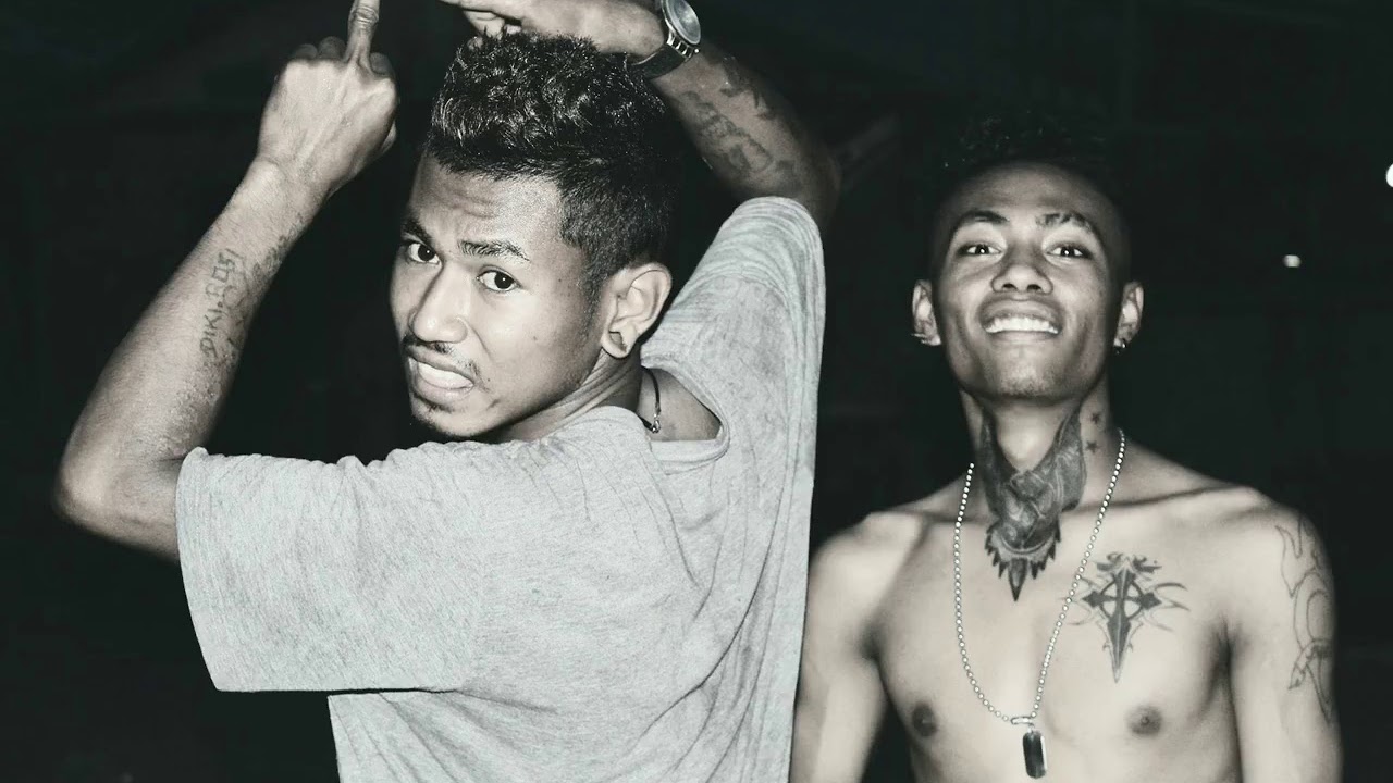 Maumere BECK TO MY LOVE MIX APANG JARRESZ T T B 2018 - YouTube