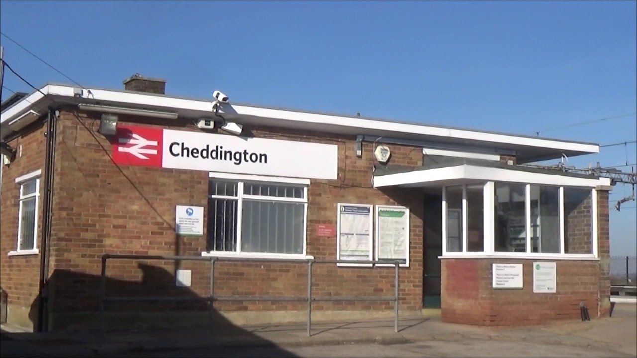 Cheddington Railway Station Entrance 2019 - YouTube