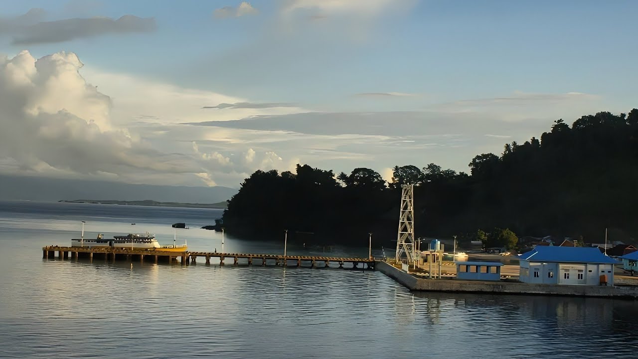 keindahan loloda pulau doi (video by Taufik company) - YouTube