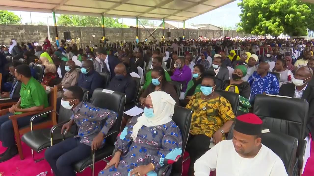 MHE. RAIS SAMIA AKIZINDUA KIWANDA CHA NGUO CHA BASRA TEXTILE MILLS LTD ...