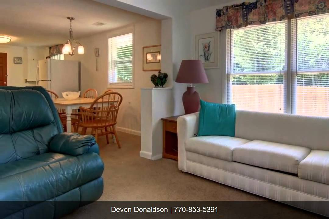 832 Lakeshore Dr | Devon Donaldson - YouTube