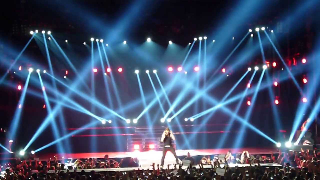 Backstreet Boys - Everybody - LIVE - 18.02.2014 - Lisbon - YouTube