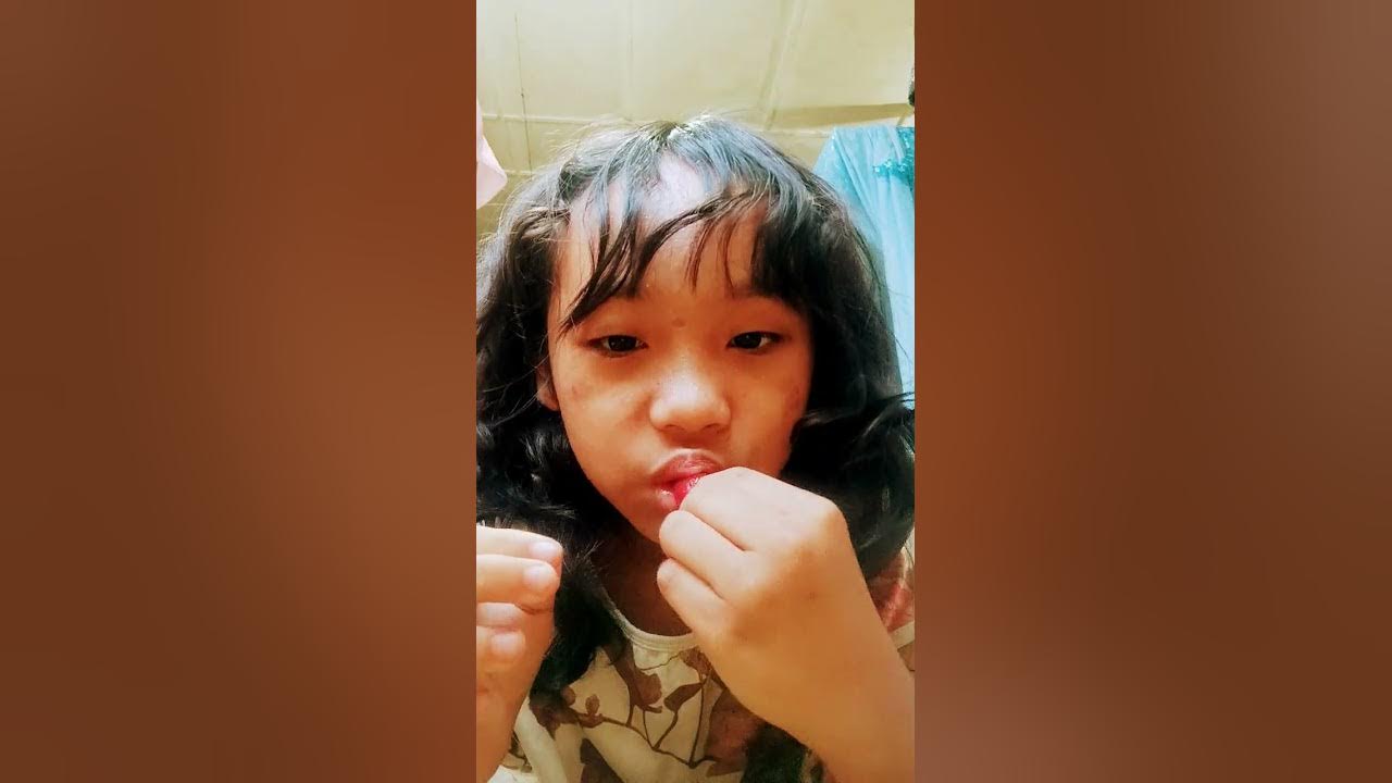 trying strwberry🍓 - YouTube