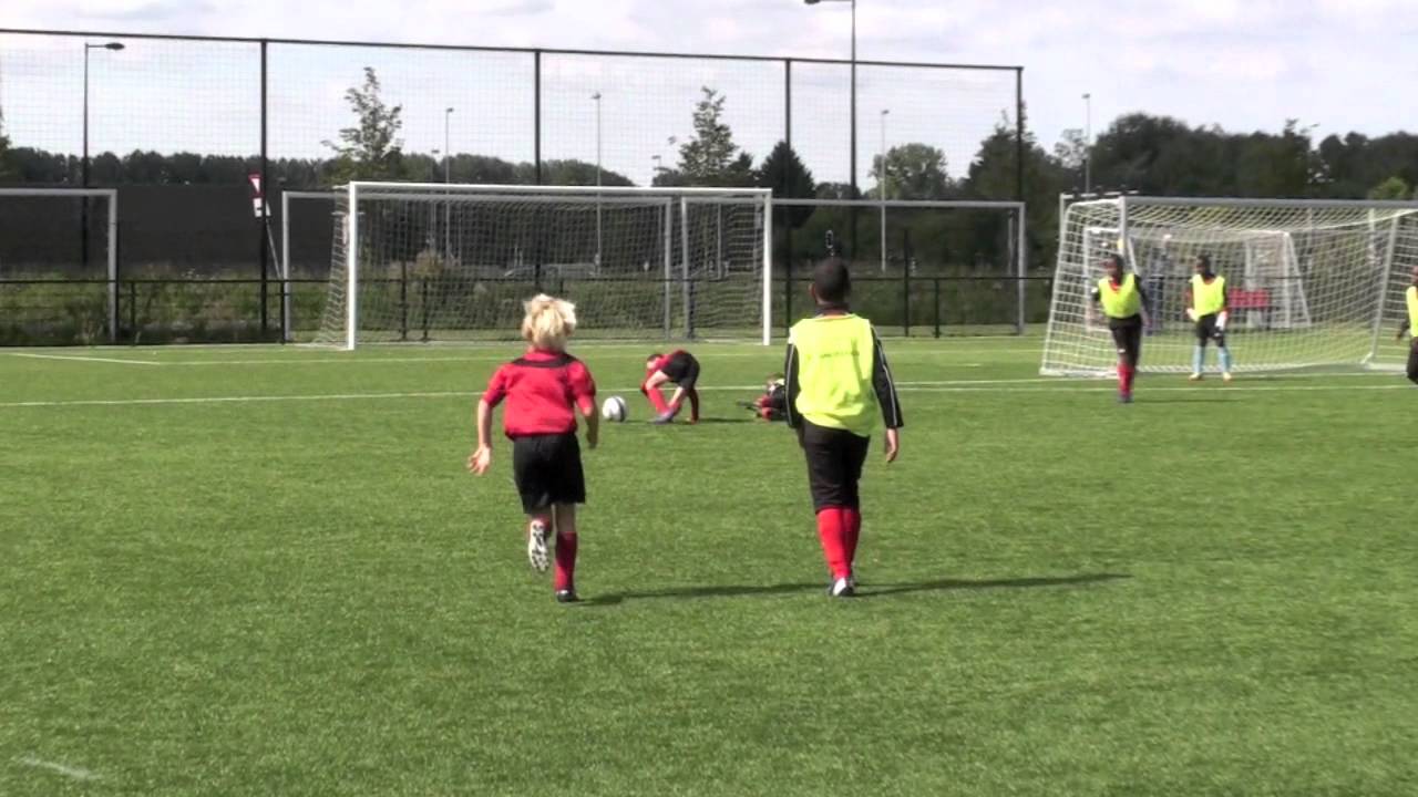 FCA E1 VS AFC E1 - YouTube