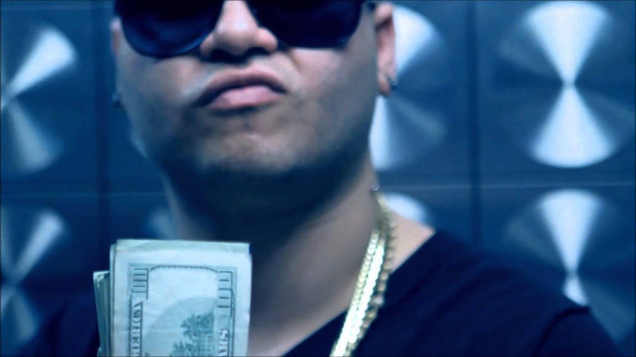Farruko - Titerito (Video Official) - YouTube