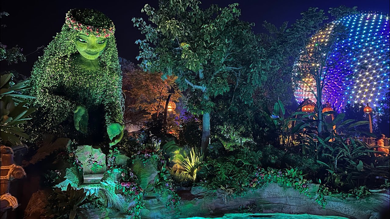 Moana Journey of Water, EPCOT rides and food! - YouTube