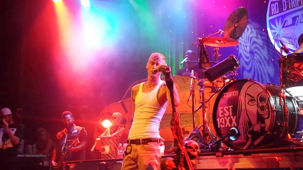 Machine Gun Kelly (MGK) - Swing Life - Live - YouTube