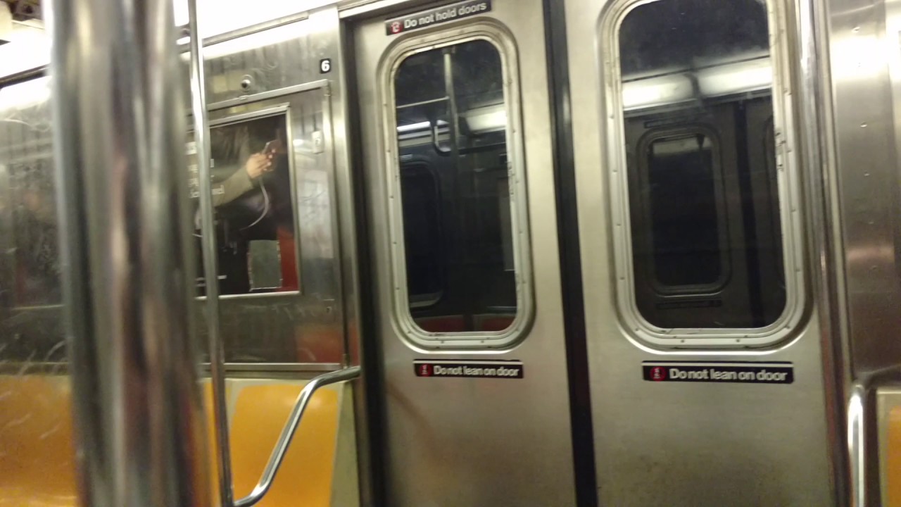 #1 subway departing South Ferry Loop, New York City - YouTube
