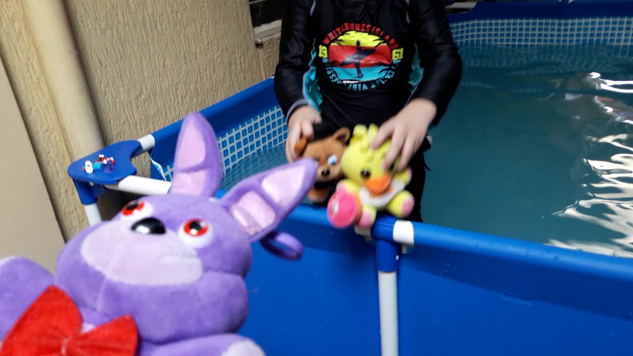Fnaf episode 8 pool party swimming - YouTube