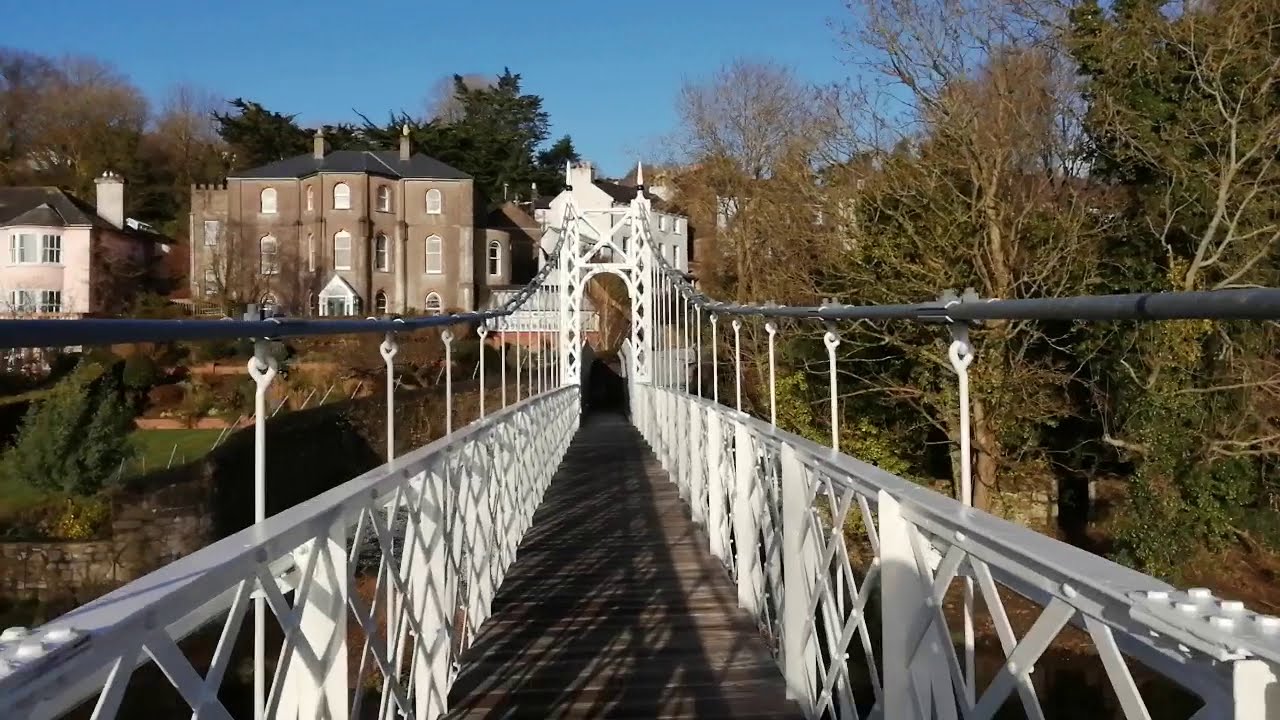 Walking across Daly's (Shakey) Bridge in Cork City - YouTube