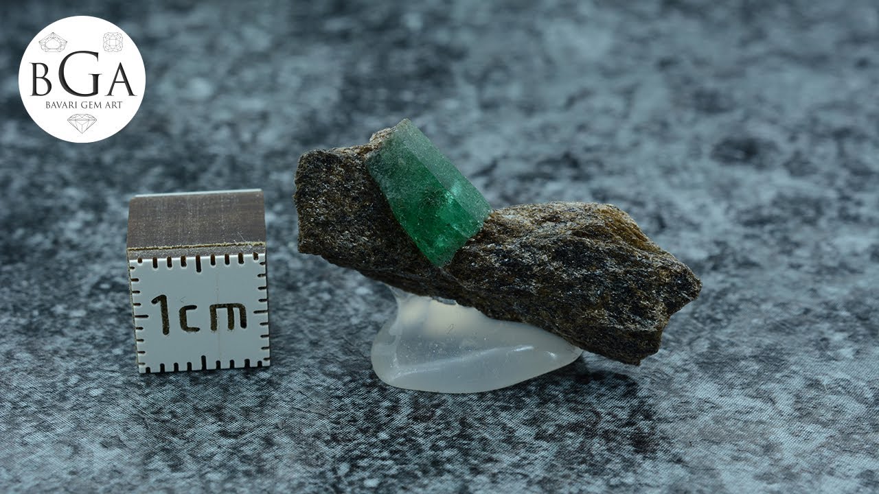 Rare rarity, intense green Emerald Smaragd on matrix, Emerald specimen ...