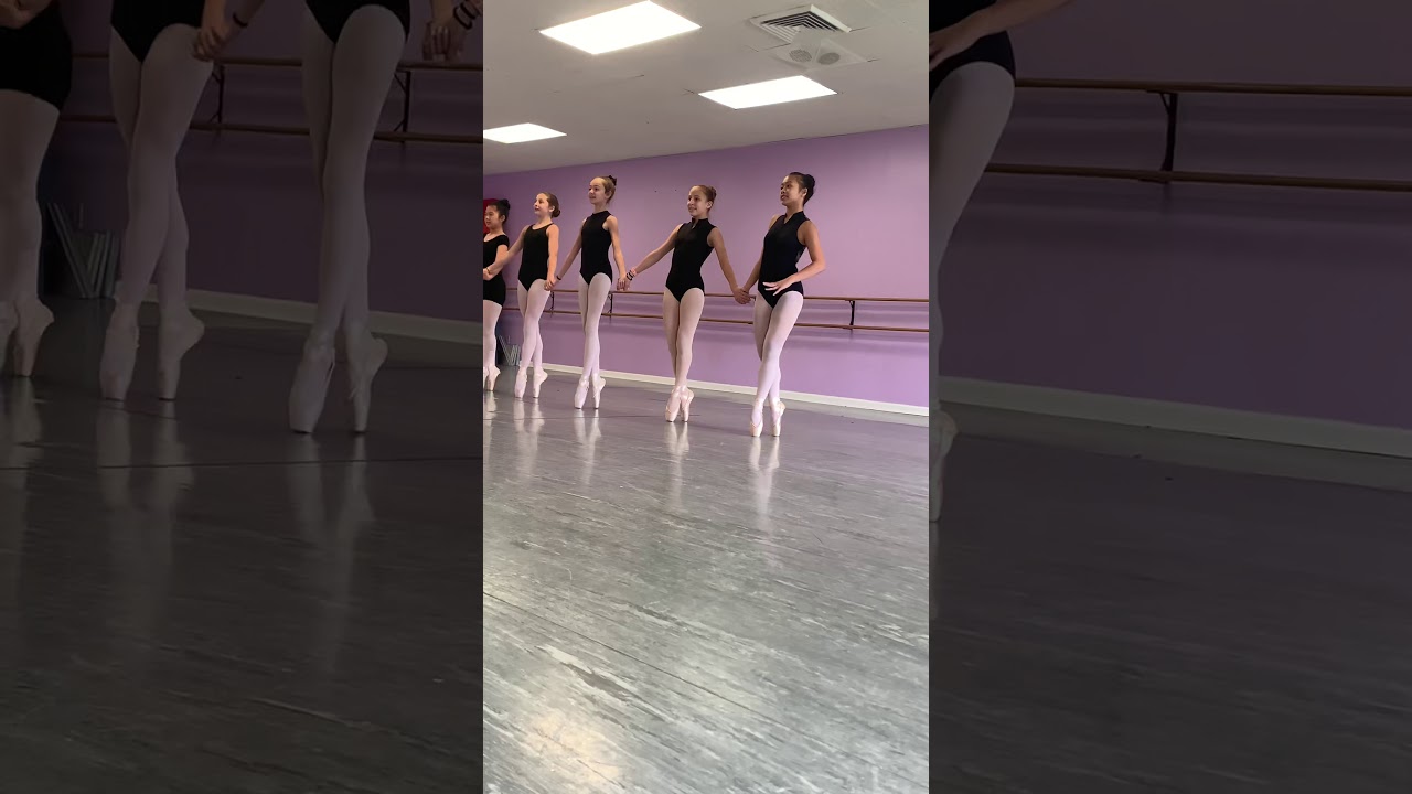 Pointe class Exercise! - YouTube