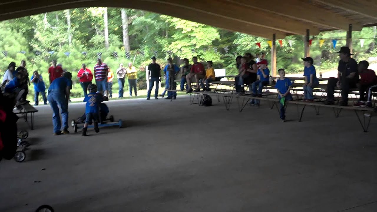 Cub Scouts Push Cart Derby 6 - YouTube