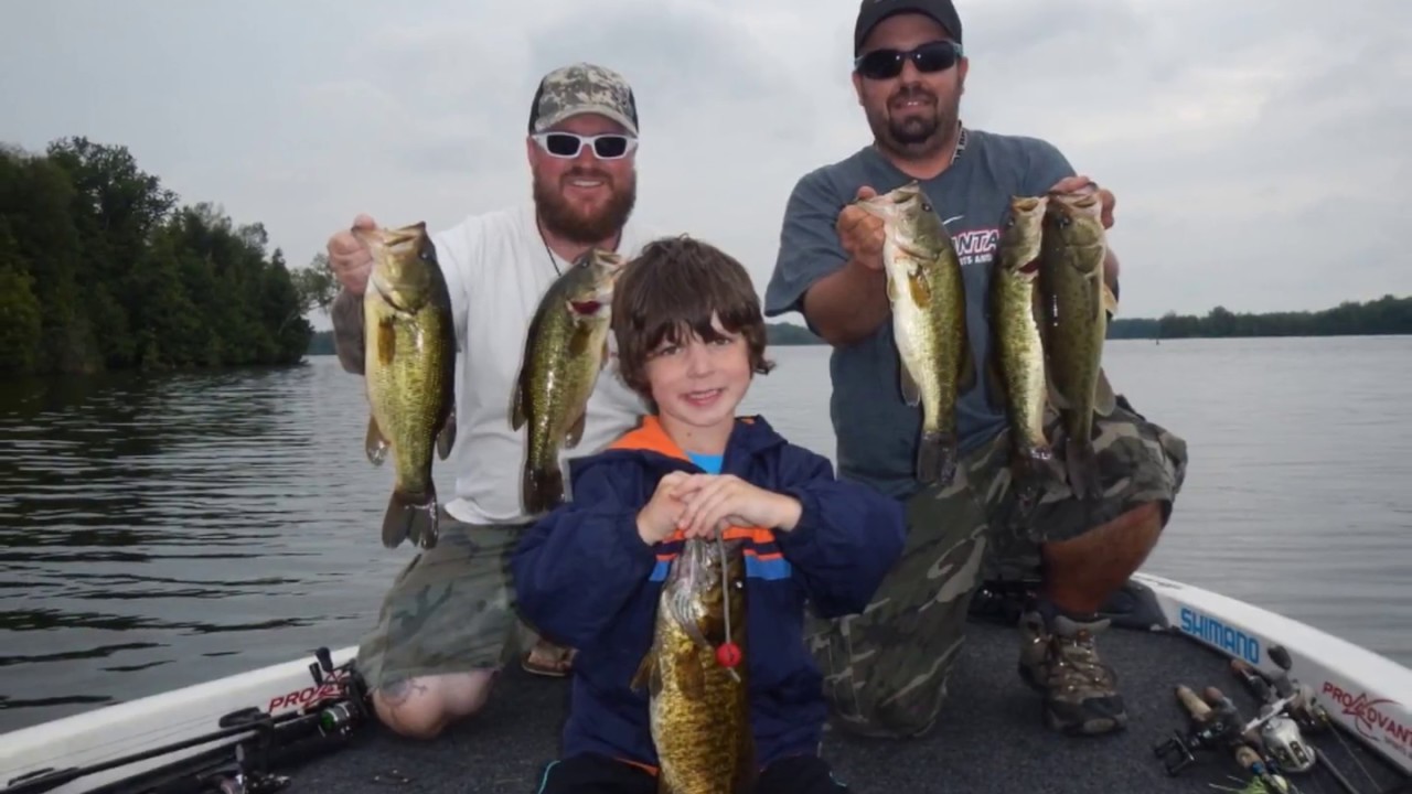 A day fishing to remember with Jackall Lures - YouTube