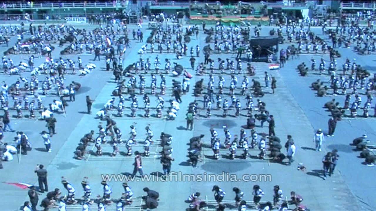 Cheraw dance : Traditional dance of Mizoram - YouTube