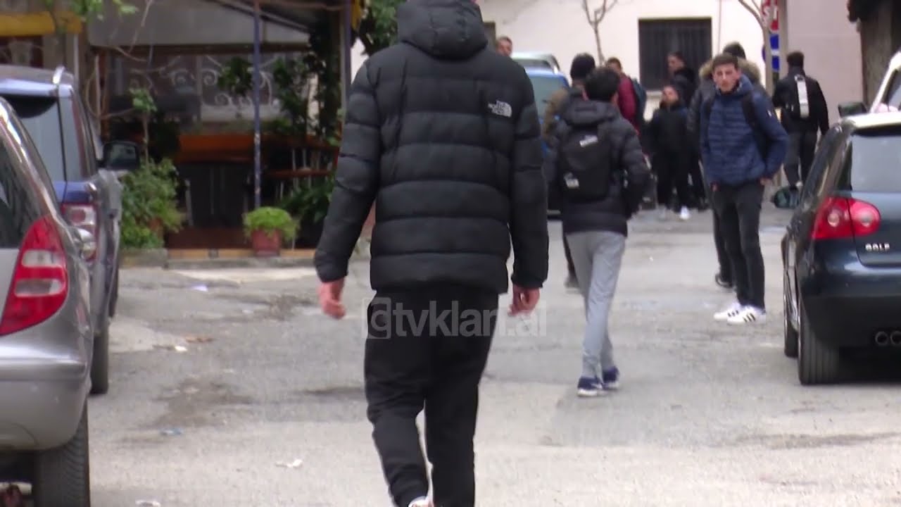 Tv Klan - Cigarja elektronike, trend tek adoleshentët |Lajme - News ...