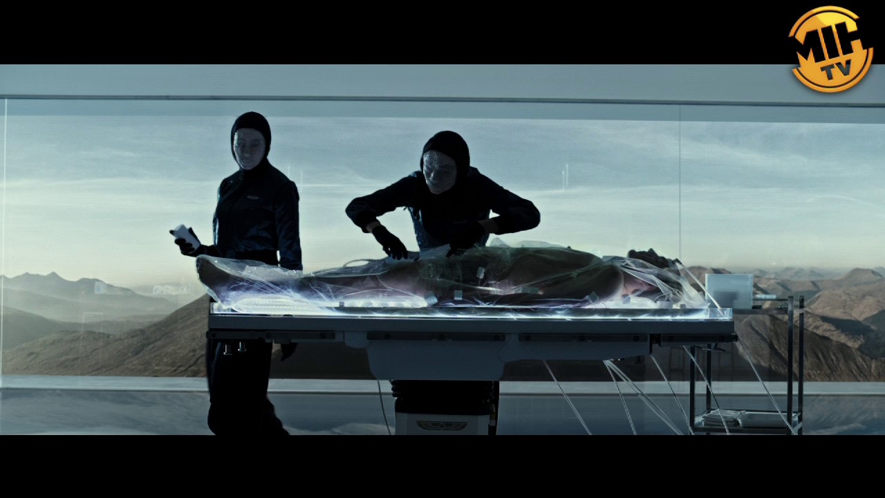Meet Walter from Alien: Covenant - YouTube