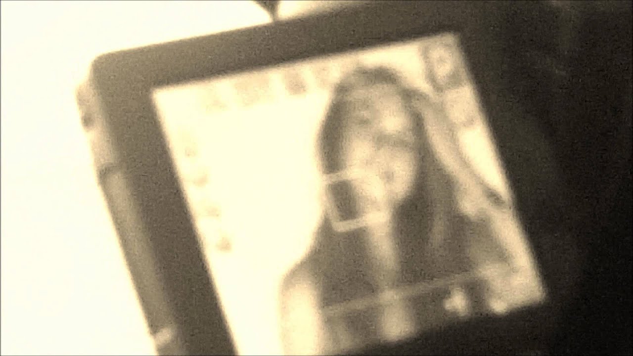 Alyssa Lee Lewis Behind the Scenes at Photoshoot - YouTube