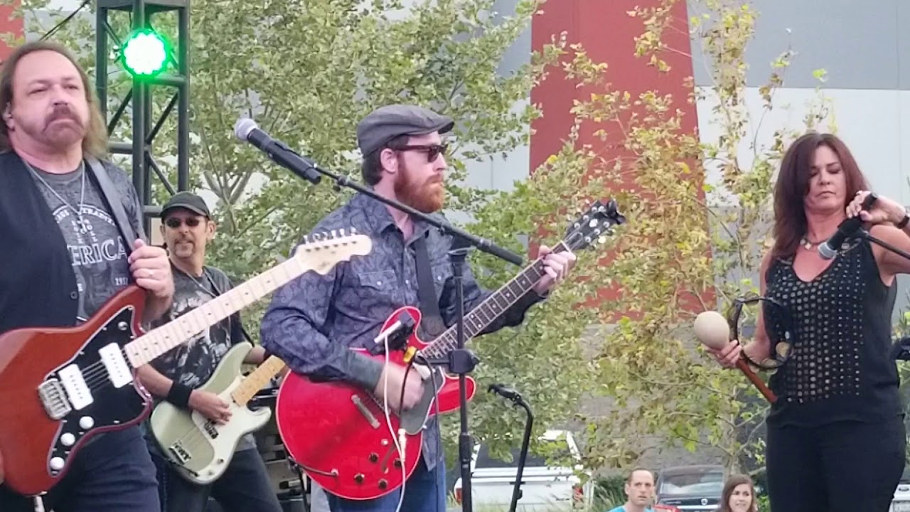 Sam Morrison Band performs Bob Seger's Hollywood Nights - YouTube