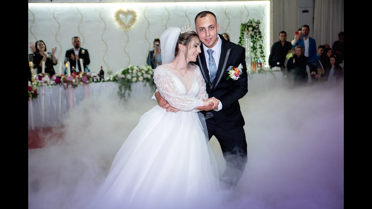 Formatia Akord Suceava live nunta cort Martisorul Cacica suita moldova - YouTube